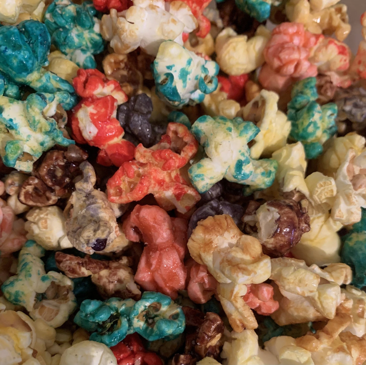 Gourmet Mix Candy Popcorn - Sucrés