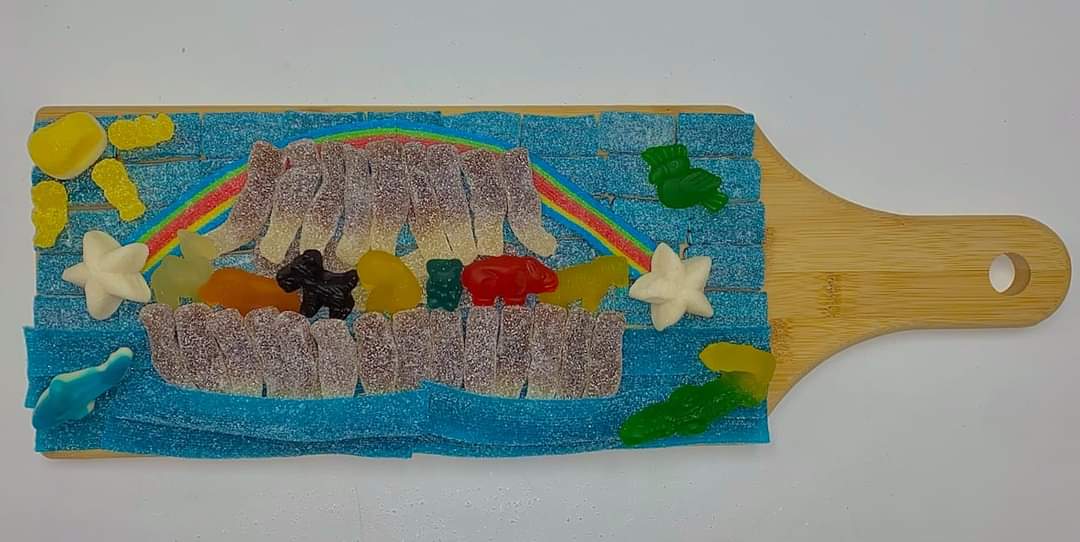 Noah's Ark Candy Platter - Sucrés