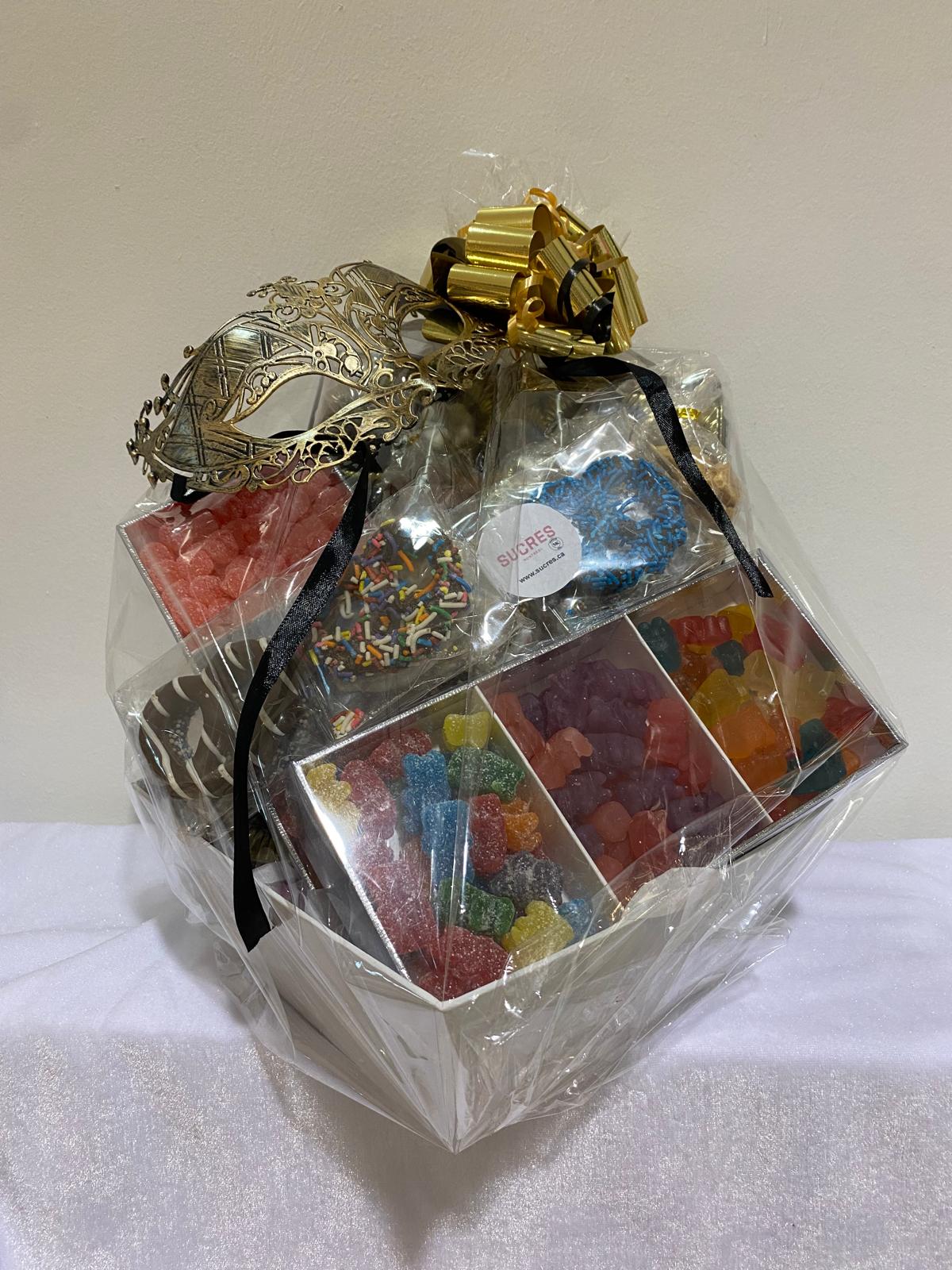 Purim Deluxe Basket - Sucrés